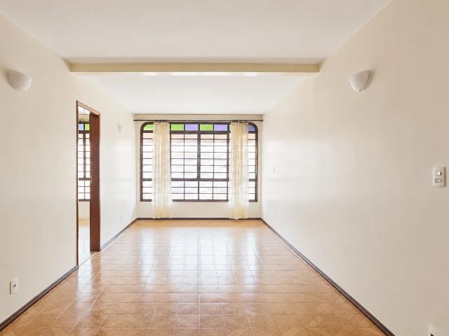 QE 19 | CASA TÉRREA | 03 QUARTOS | 01 SUÍTE + 01 SEMI SUÍTE | DCE