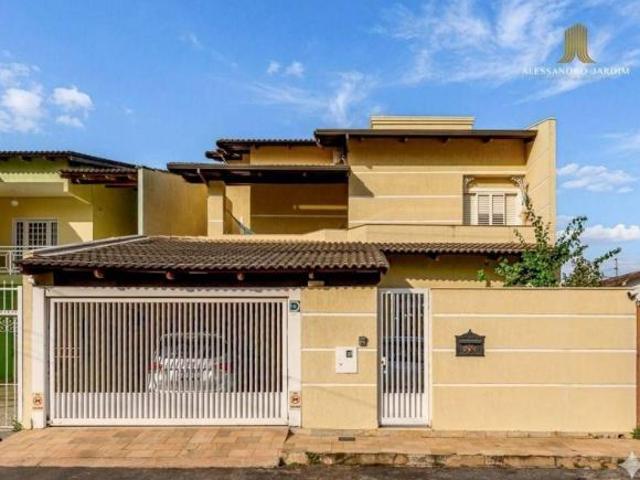 QE 30 Guará II Sobrado c/ 4 Quartos, espaço gourmet e hidromassagem