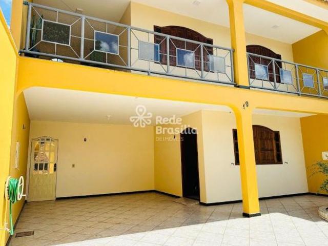 QE 32 CASA GUARÁ 2 SOBRADO LOTE 200 METROS 6 QUARTOS 3 SUÍTES GARAGEM 4 VAGAS ACEITA FINANCIAMENTO E