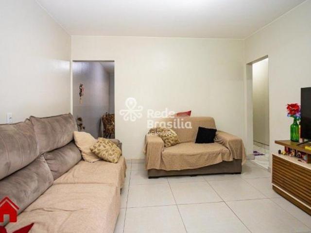 QE 34 | Casa Térrea 3 Quartos sendo 1 suíte Banheiro