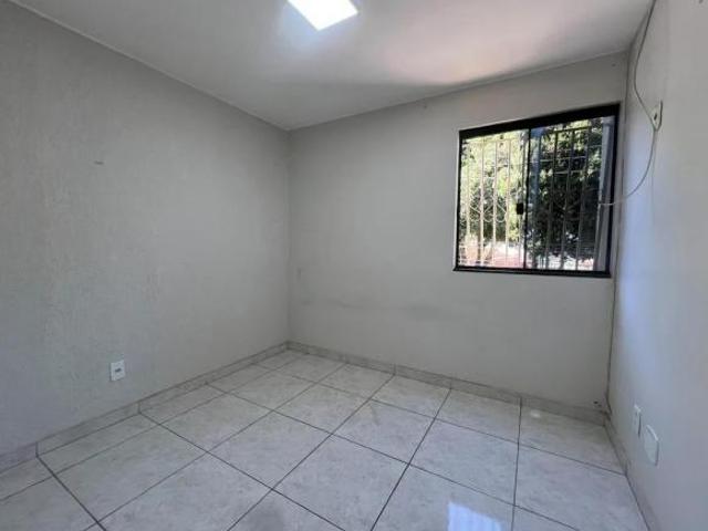 QI 01, 1° ANDAR, 2 QTOS + DEPENDÊNCIA, 2 BANHEIROS, VISTA LIVRE