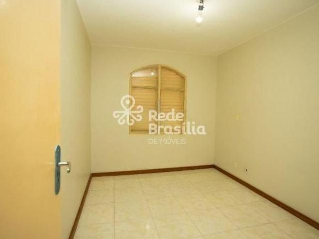 QI 05 Apartamento funcional com excelente potencial de investimento Guará I