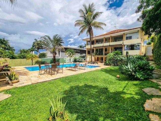 QI 19 Casa à venda 4 quartos, sendo 2 suítes, área de lazer completa, Lago Sul