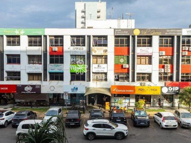 QI 25 Apartamento com 3 quartos 1 vaga reformado elevador Guará II