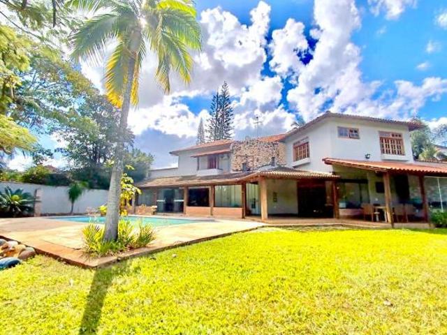 Qi 29• CASA PONTA DE PICOLÉ • REFORMADA• 7 SUÍTES• ACEITA PERMUTA• 9.9291 5725