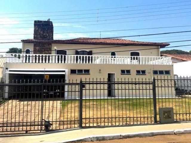 QL 20 LAGO SUL – OPORTUNIDADE RARA PARA DEMOLIÇÃO OU RETROFIT