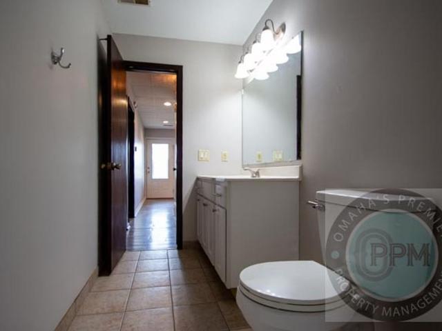 qMaple Place 2 Bedroom Apartment for Rent at 2903 N 76th St, Omaha, NE 68134 Keystone