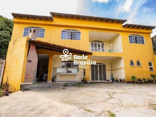 QN 503 I Casa com 3 Quartos sendo 1 Suíte com 2 Vagas de Garagem Coberta Samambaia Sul