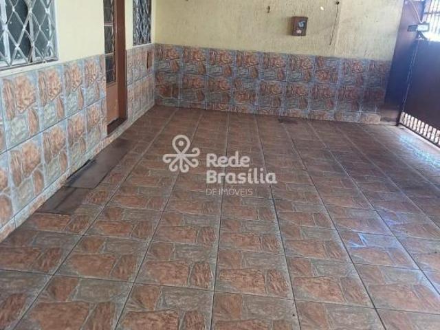 QN 614 | Casa 3 Quartos e Banheiro Social com 2 Vagas de Garagem Coberta Aceita Financiamento e Mi