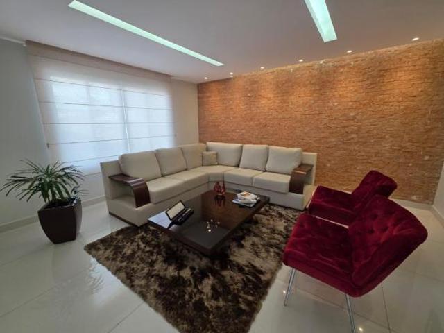 QN 05 Espetacular casa de 04 quartos, Aceita financiamento!