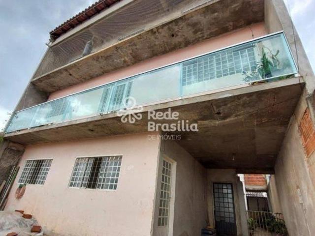 Qnm 21 | Casa 5 Quartos sendo 3 Suítes com 3 Vagas de Garagem Ceilândia