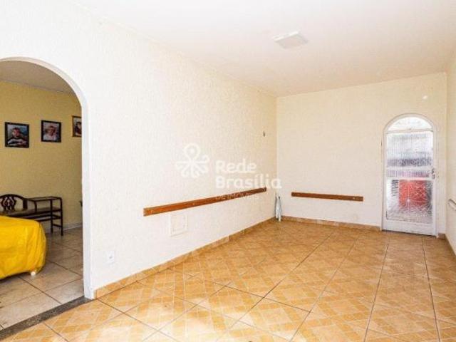 QNM 21 | CASA 3 Quartos com 2 Residências independentes Aceita Financiamento e FGTS Ceilândia