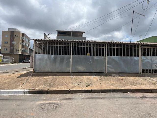 QNN 22 conjunto D Guariroba VENDA
