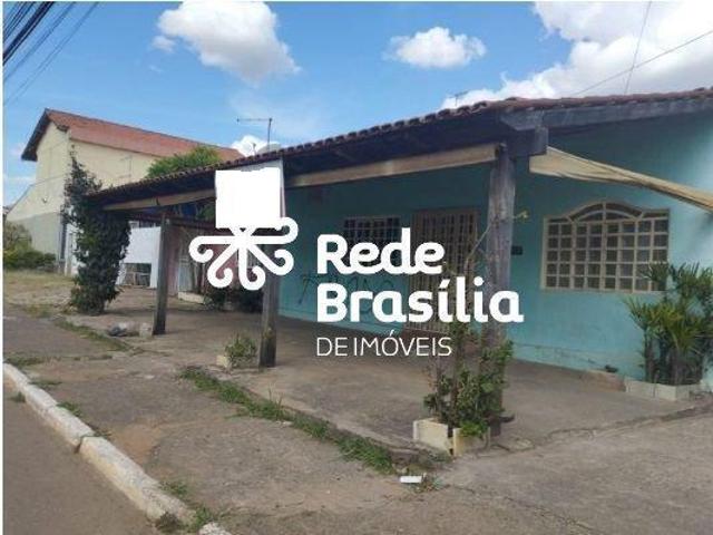 QNE 2 | Casa de esquina comercial | 6 Kits, 1 Casa e 2 Lojas Taguatinga Norte