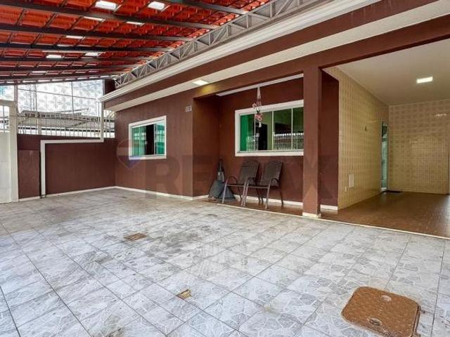 QNL 6 Casa com 3 Quartos churrasqueira