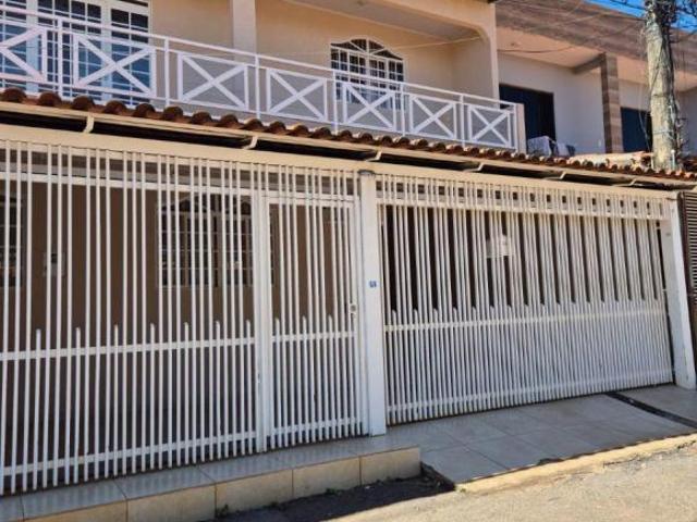QNP 30, Ceilandia Sobrado P Sul QNP 4 quartos