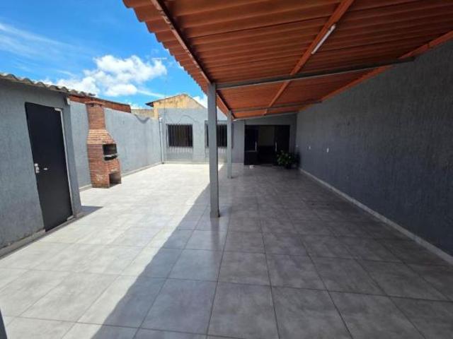 QS 10 Casa térrea de 03 quartos, toda no porcelanato!
