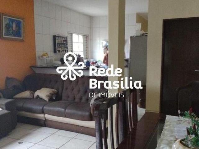QS 11 |Casa 07 Quartos sendo 01 Suíte, 4 Banheiros socais com 3 Vagas de Garagem Areal