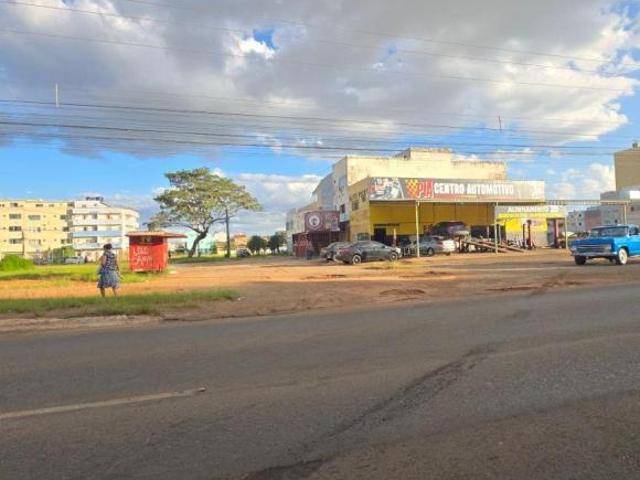 Qs 318, Prédio inteiro Lote 100m2 Loja Subsolo Esquina dos 2 lados e frente livre Frente para a via