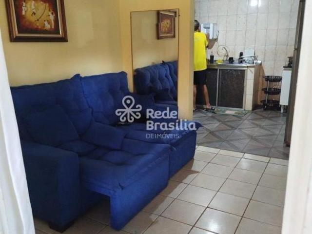 QSF 2 | Casa Comercial 3 Quartos sendo 1 Suíte com 2 Vagas de Garagem Coberta Aceita Financiamento
