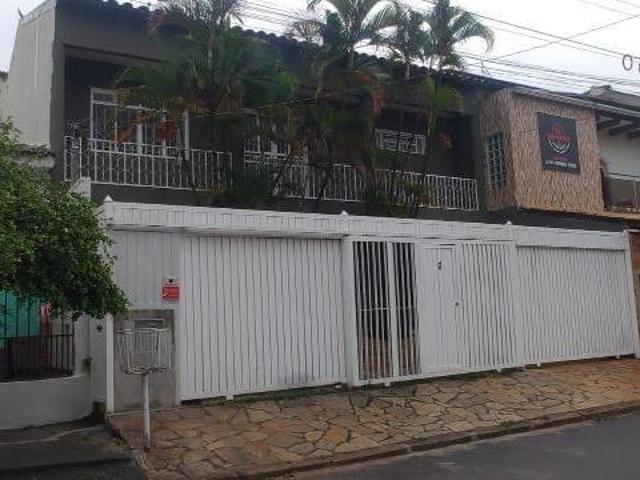 QR1 A Lindo Sobrado, Nascente, Desocupado !