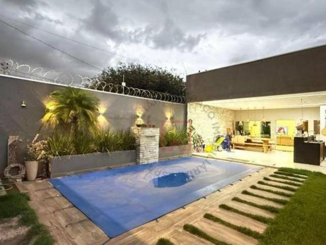 QR 510 CASA COM PISCINA AQUECIDA