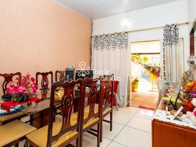 Qr 602 | Casa 4 Quartos sendo 2 Suítes com 2 Vagas de Garagem Coberta Samambaia Norte
