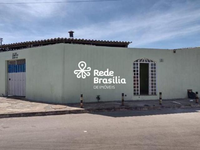 QR 315 | Casa de 2 Quartos com 2 Banheiros Sociais e 2 Vagas de Garagem Cobertas Samambaia Sul