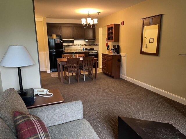 /qtr Grand Summit / Way Unit /, Dover, Condo For Sale