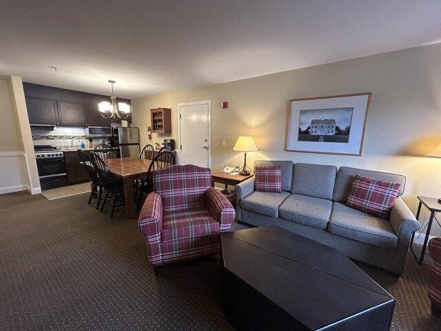 /qtr Grand Summit Way, Dover, Condo For Sale