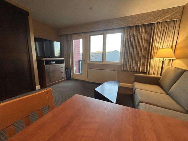 Qtr Grand Summit Way, Dover, Condo For Sale