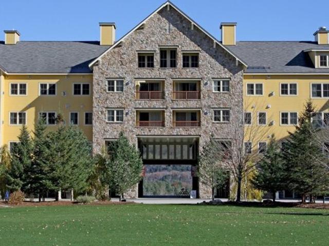 / Qtr I V Jackson Gore Inn, Ludlow, Condo For Sale