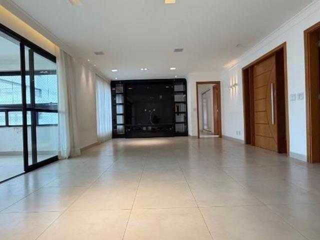 QUATTRO MIRANTE 202m2 QUADRA 204