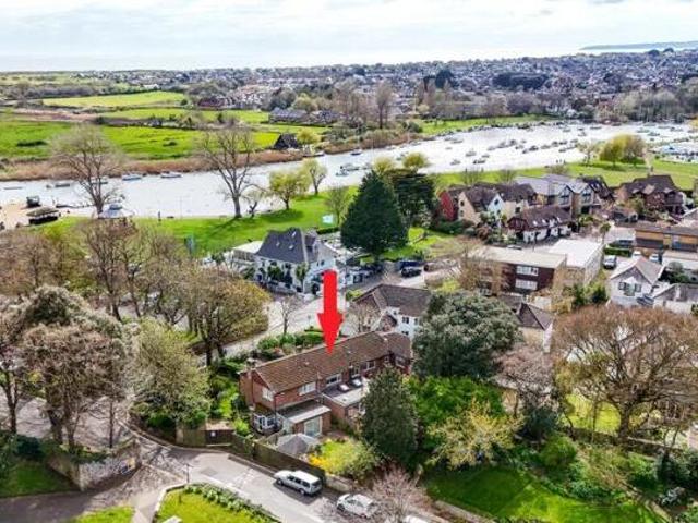 Quay Road, Christchurch, 3 Bedroom Terraced