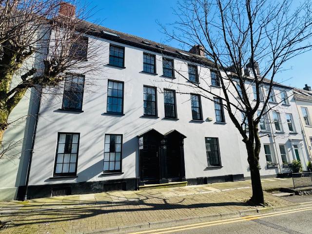 Quay Street, Carmarthen SA31, 2 bed flat to rent, £850 pcm | PrimeLocation