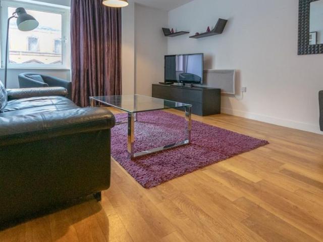 Quayside, Bute Crescent, Cardiff Bay, Cardiff, CF10 5BX