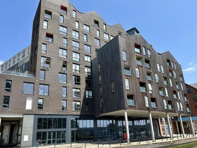 Quayside, College Street, 2 Bedroom Apartment
