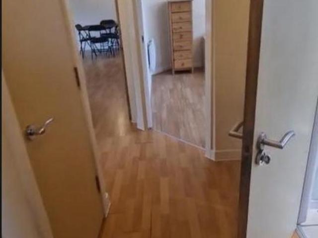 Quayside Drive 2 bed flat to rent £1,732 pcm £400 pw