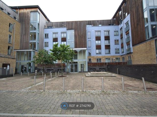 Quayside Drive, Colchester CO2, 2 bed flat to rent, £1,100 pcm | PrimeLocation