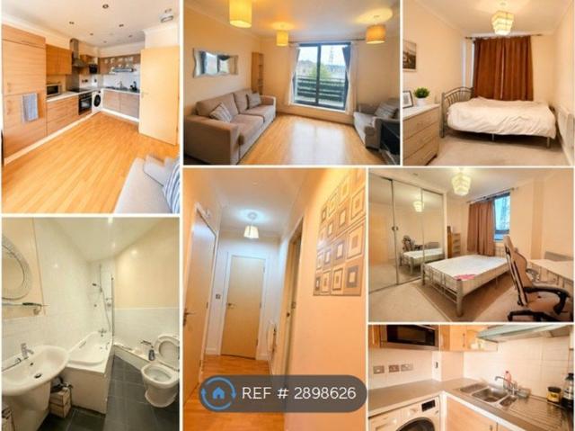 Quayside Drive, Colchester CO2, 2 bed flat to rent, £1,200 pcm | PrimeLocation