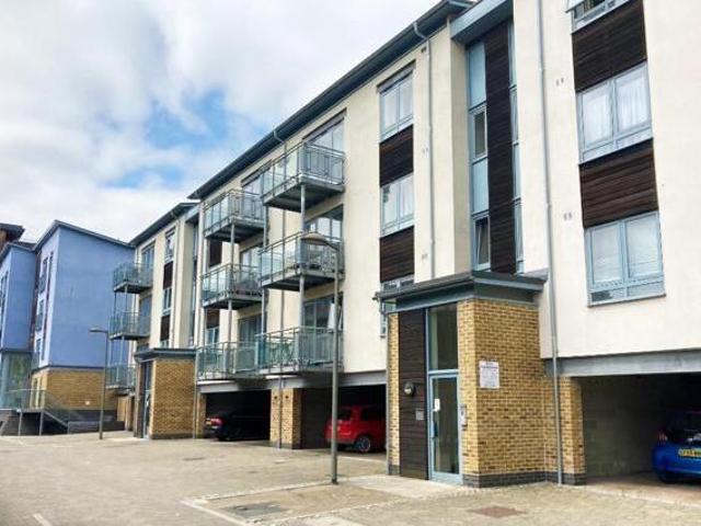 Quayside Drive, Colchester, 2 Bedroom Apartment