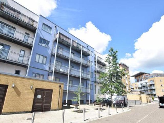 Quayside Drive, Essex, 1 Bedroom Apartment