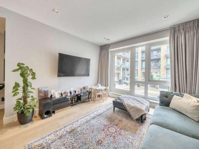 Quayside House, Kew Bridge Road, Brentford, TW8