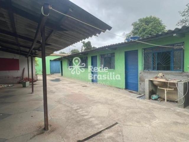 Quadra 10 Sobradinho vende se casa