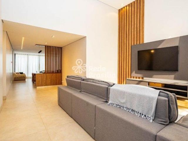 QUADRA 206 COND. ALTO DA BOA VISTA CASA TÉRREA MODERNA LAJE 03 SUÍTES ACEITA FINANCIAMENTO