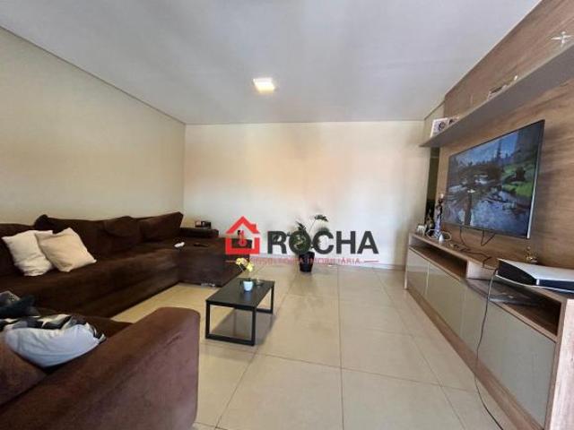 Quadra 2 Casa reformada com armários, aceito financiamento e estudo troca
