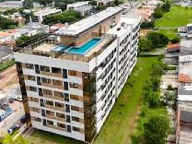 Quadra 2 Moderníssimo, com móveis planejados, de canto nascente