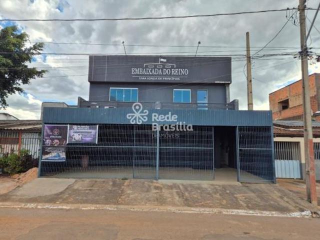 Quadra 300 | Casa Comercial 3 Banheiros 2 vagas de Garagem Cobertas Recato das Emas