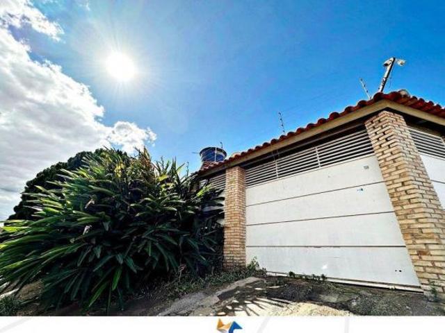 Quadra 300 Recanto das Emas Aceita Financiamento Churrasqueira Habite se