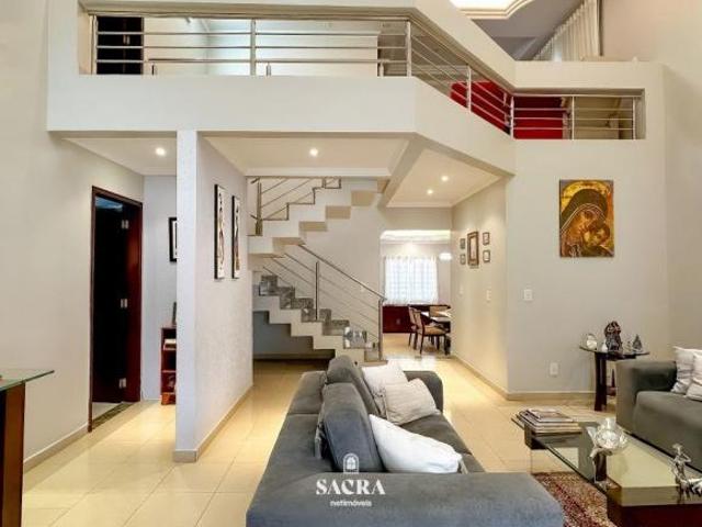 Quadra 301 Casa 4 Quartos 2 suítes Àguas Claras Aceita Financiamento Churrasqueira